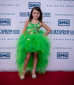 Lexi Rabe Wiki, Biography, Age, Movies, Family, Images& More - wikimylinks