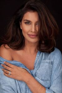 Lisa Ray Wiki, Biography, Age, Movies, Husband, Images & More - wikimylinks