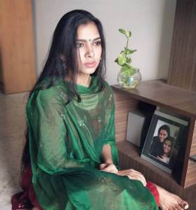 M. M. Manasi Wiki, Biography, Age, Family, Songs, Images - wikimylinks