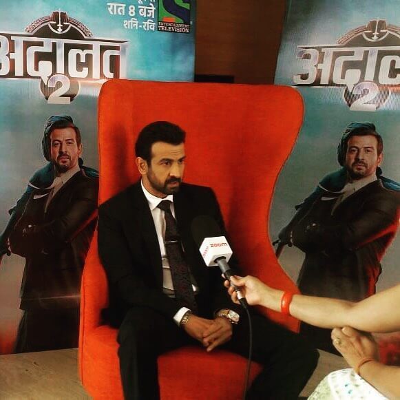 Ronit Roy Wiki, Biography, Age, Movies, Family, Images - wikimylinks