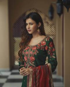 Rumman Ahmed Wiki, Biography, Age, Songs, Images - wikimylinks