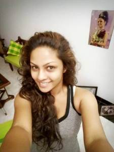 Shalani Tharaka Wiki, Biography, Age, Movies, Family, Images - wikimylinks