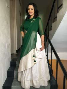 Singer Malavika Wiki, Biography, Age, Family, Songs, Images - wikimylinks