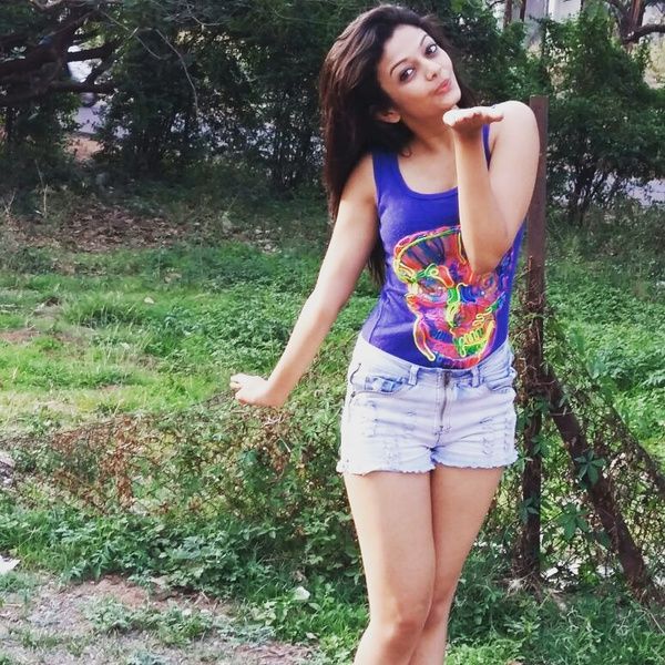 Swini Khara Wiki, Biography, Age, Movies, Images - wikimylinks