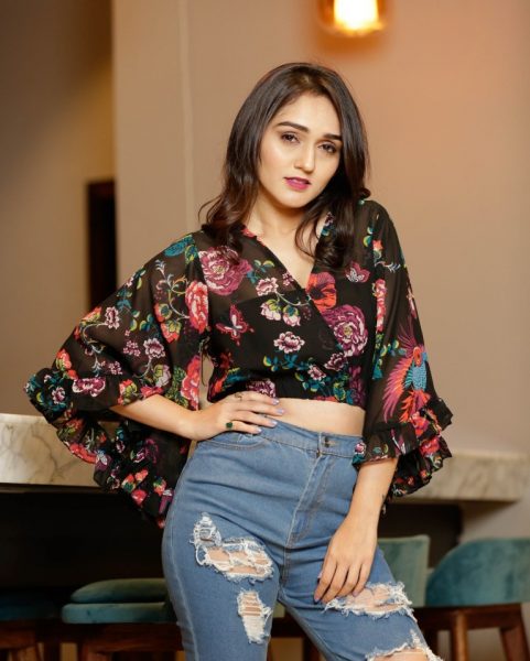 Tanya Sharma Wiki, Biography, Age, TV Shows, Family, Images - wikimylinks