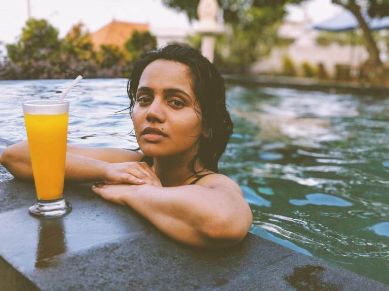 Urmila Nimbalkar Wiki, Biography, Age, Movies, Family, Images - wikimylinks
