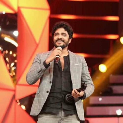 Vasishta N. Simha Wiki, Biography, Age, Moves, Family, Images - wikimylinks