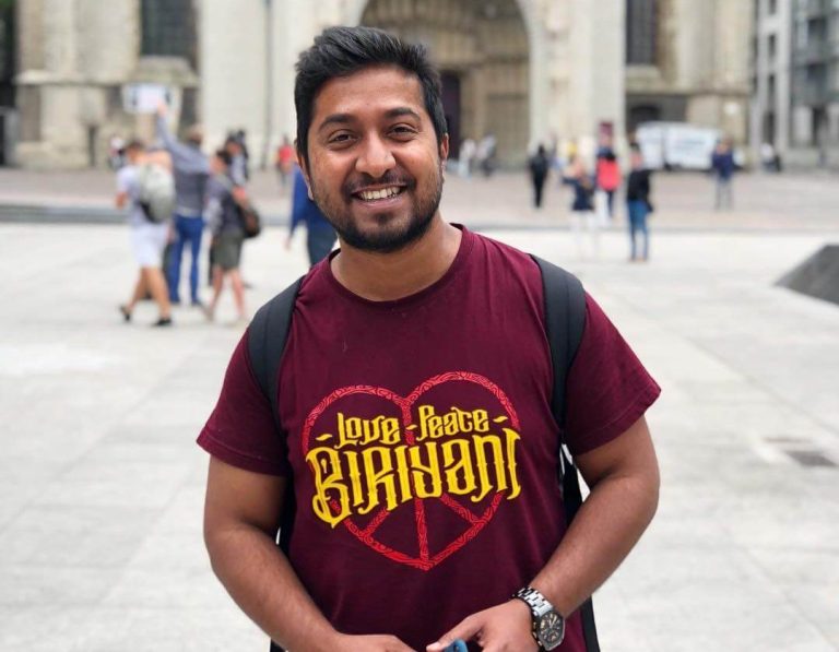 Vineeth Sreenivasan Wiki, Biography, Age, Movies, Images - wikimylinks
