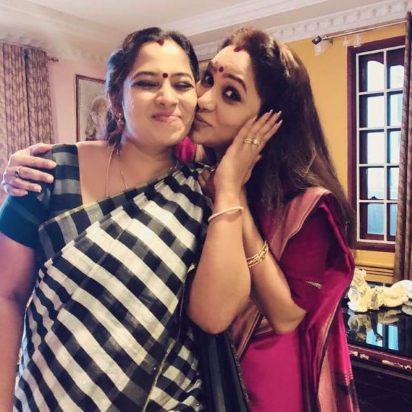 Tamil Selvi Wiki, Biography, Age, Family, Movies, Images - wikimylinks