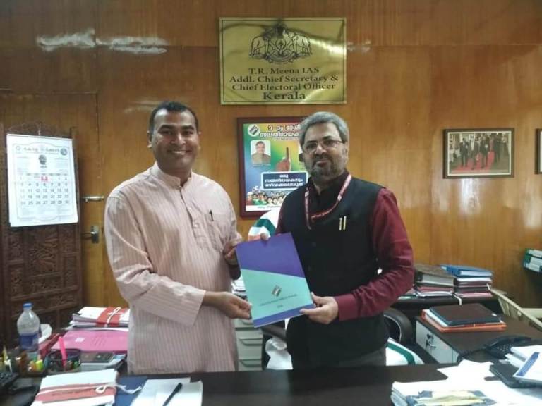 Teeka Ram Meena (IAS) Wiki, Biography, Age, Images, Family & More ...