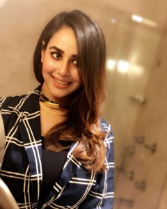 Sunanda Sharma Wiki, Biography, Age, Songs, Family & More - wikimylinks