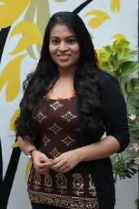 Sunitha Sarathy Wiki, Biography, Age, Songs List, Family, Images ...