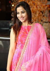 Swathi Deekshith Wiki, Biography, Age, Movies, Family, Images - wikimylinks